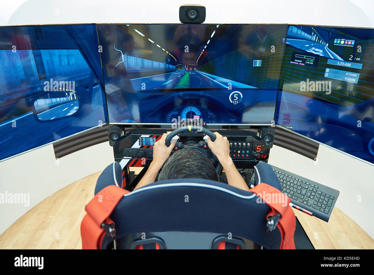 Racing simulator arcade game hi-res stock photography and images - Alamy