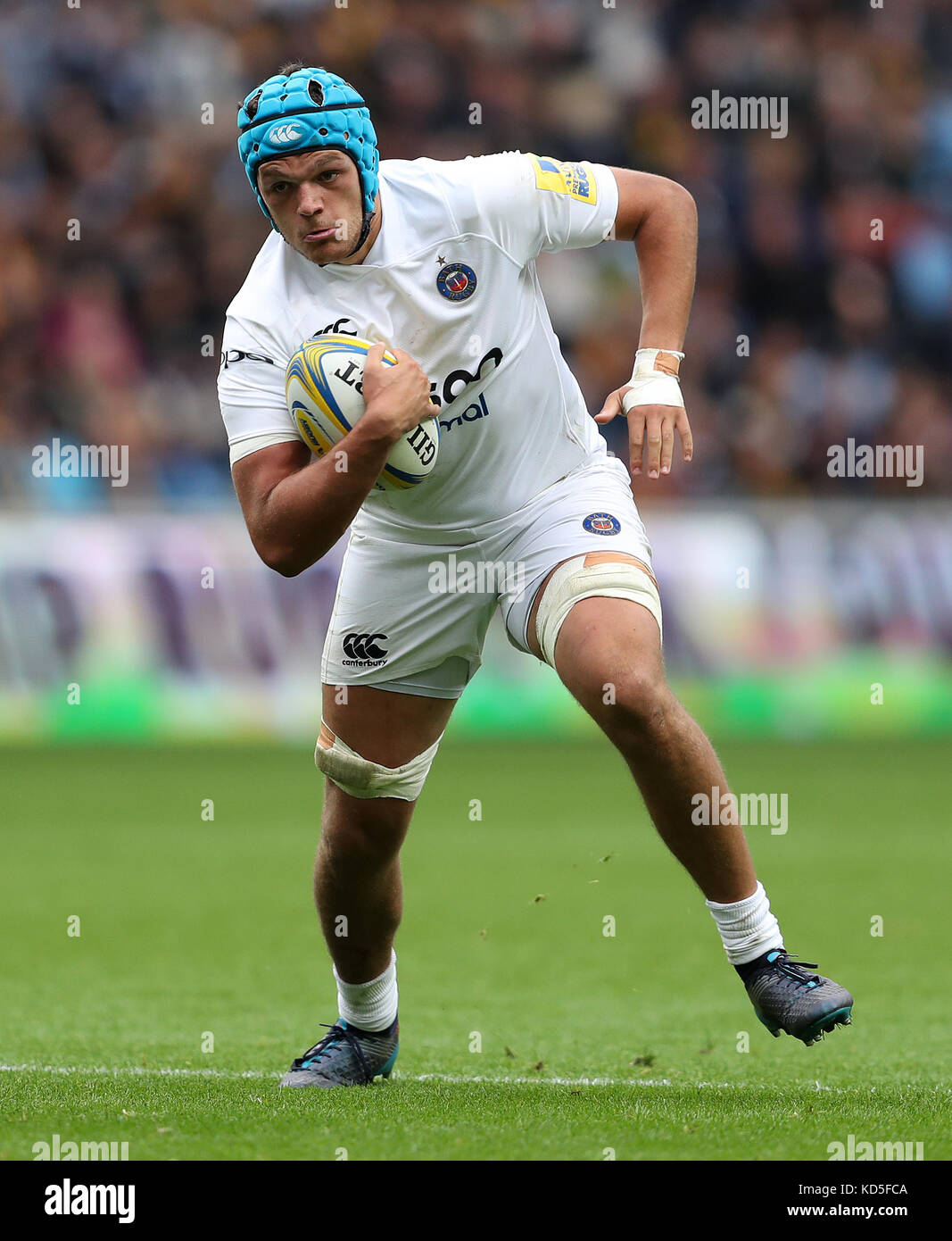 Bath's Zach Mercer during the Aviva Premiership match at the Ricoh ...