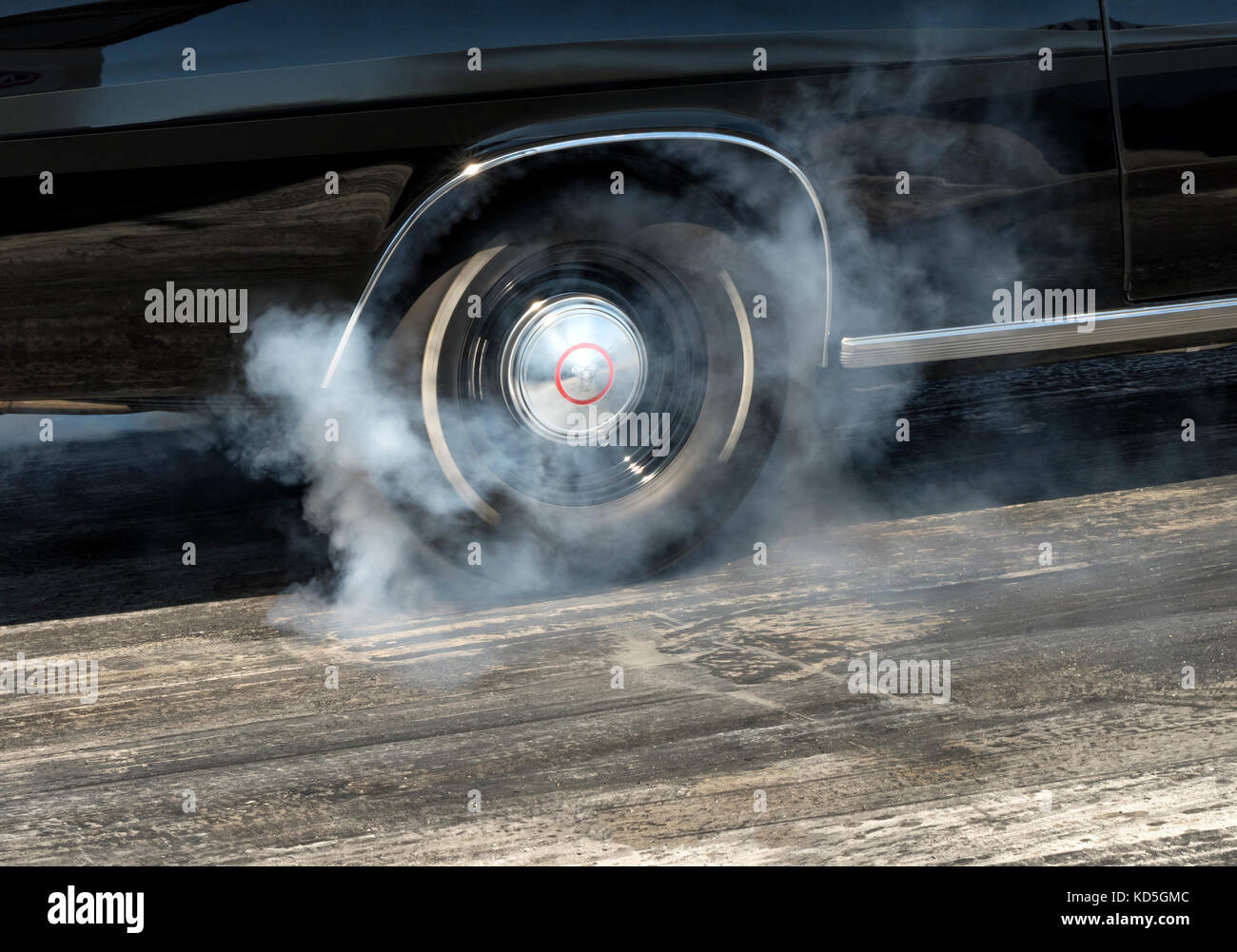 Drag Racing Muscle Cars Stock Photo - Alamy