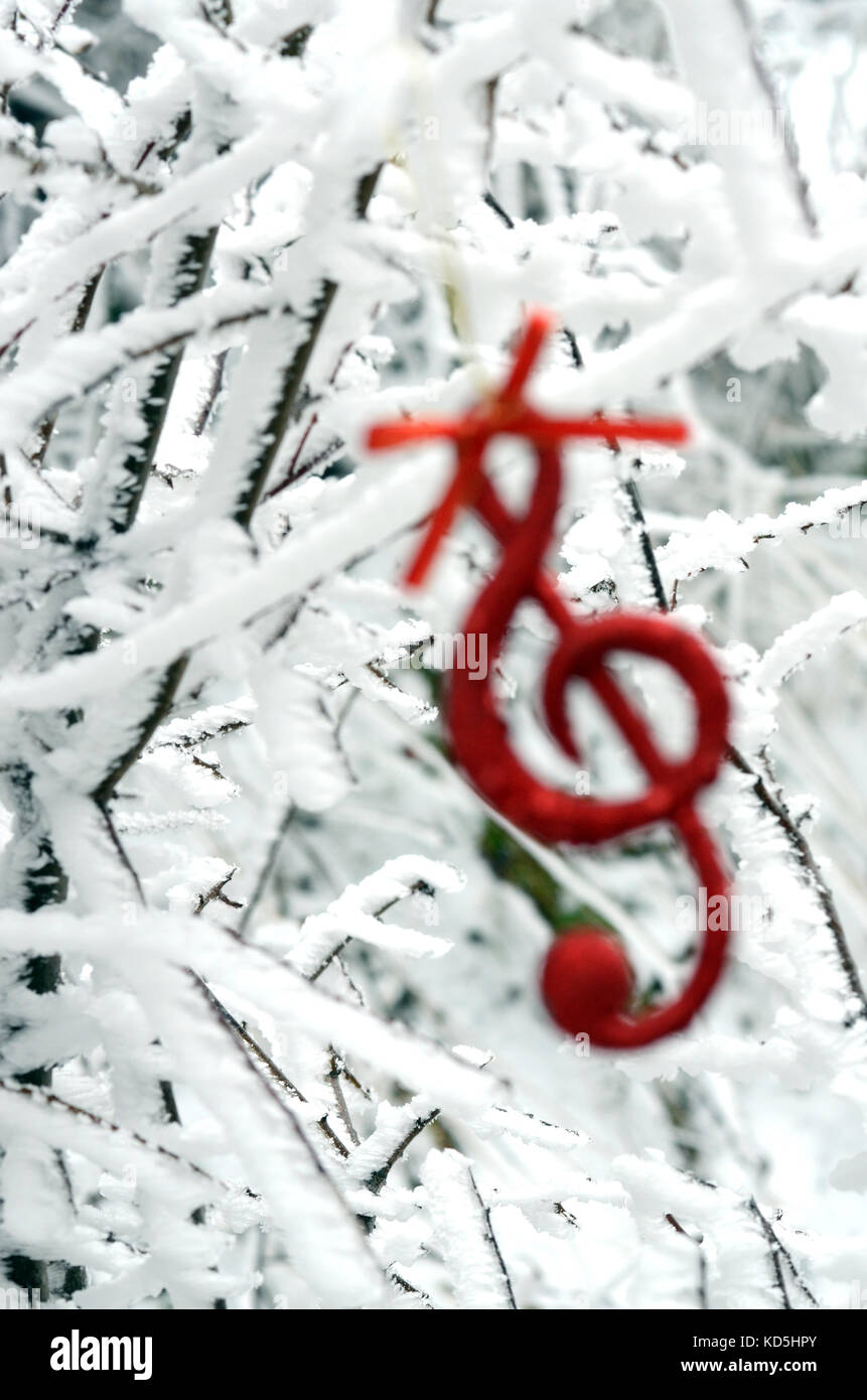 Music in winter, Music concept with red music note on a snow Stock ...