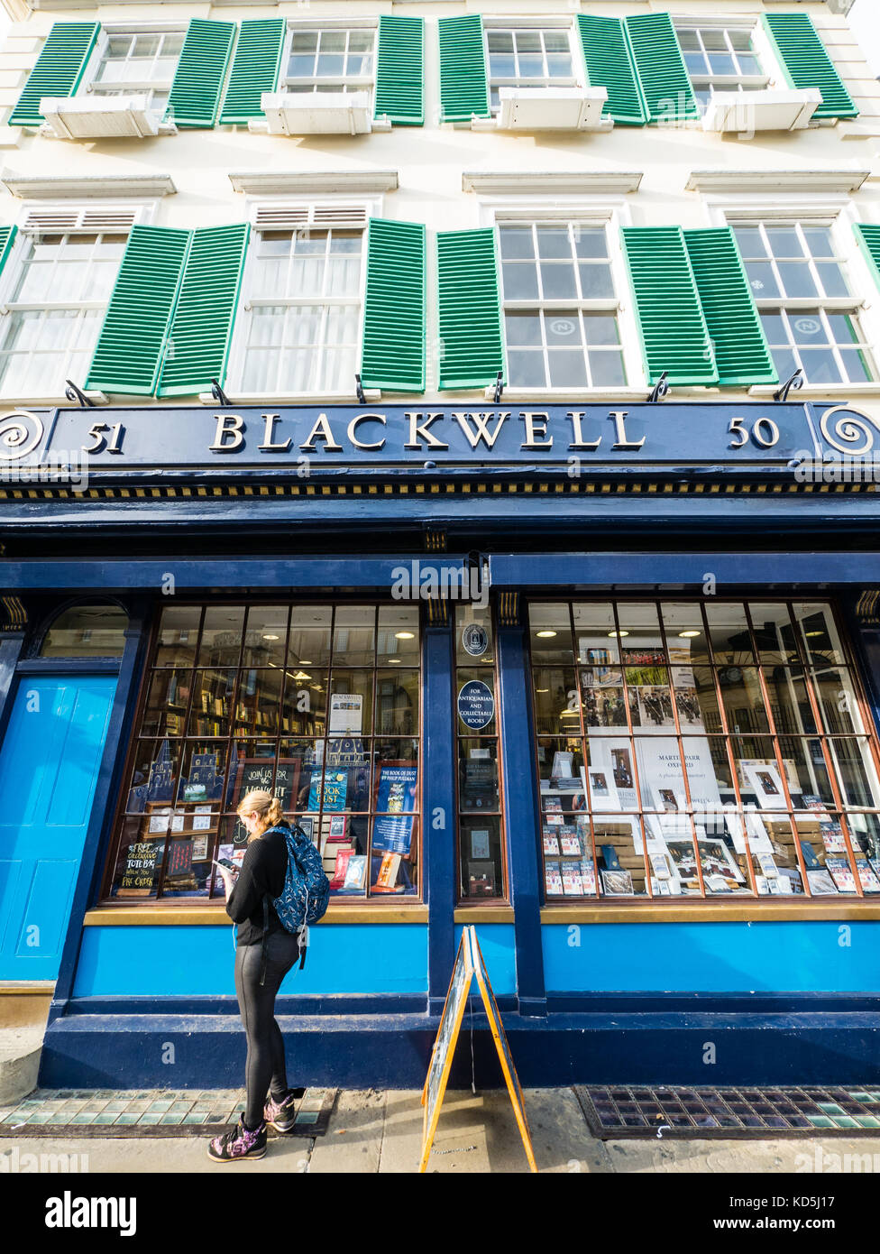 Blackwells bookshop broad street oxford hi-res stock photography and ...