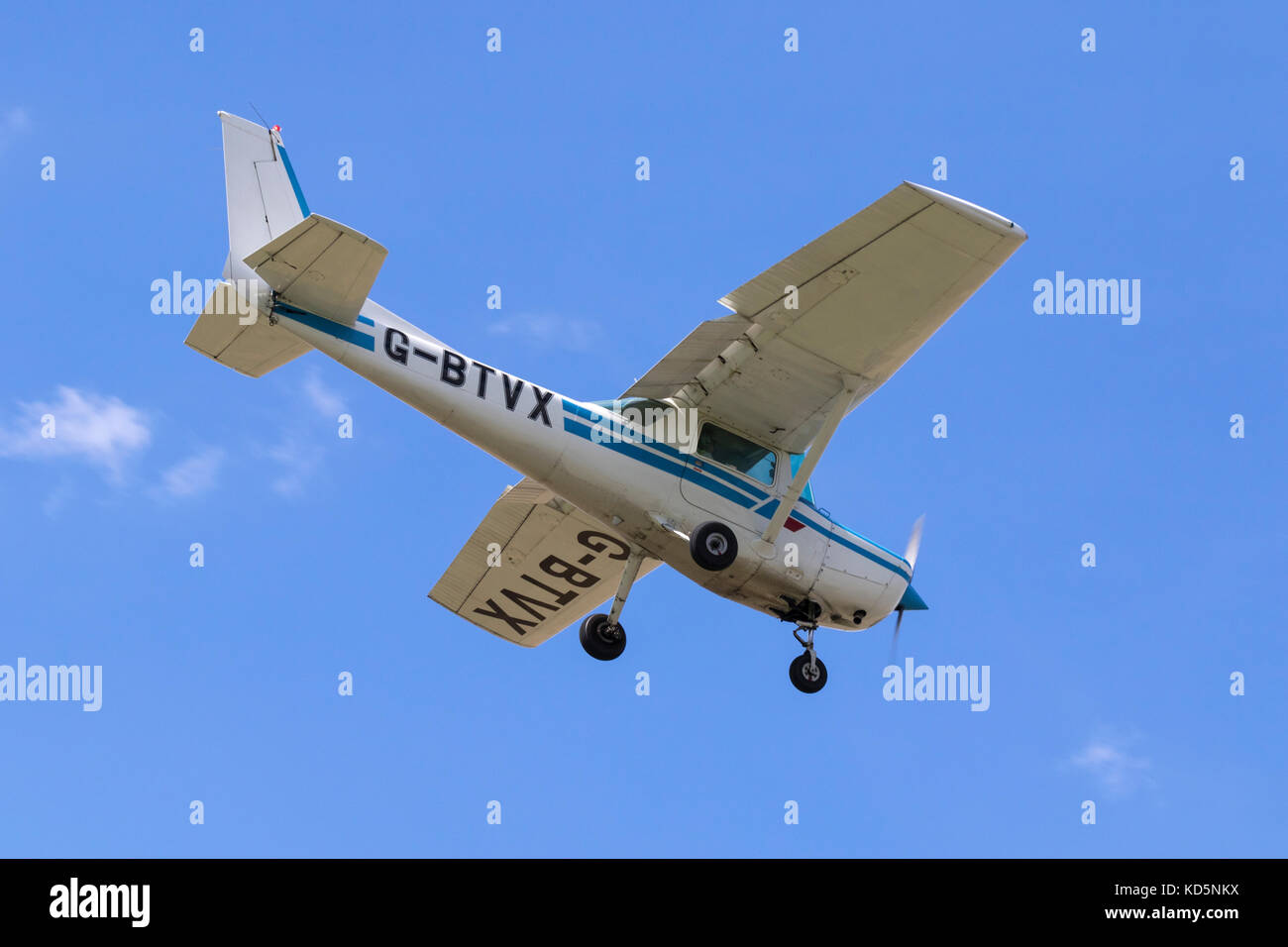 Cessna 152 hi-res stock photography and images - Alamy