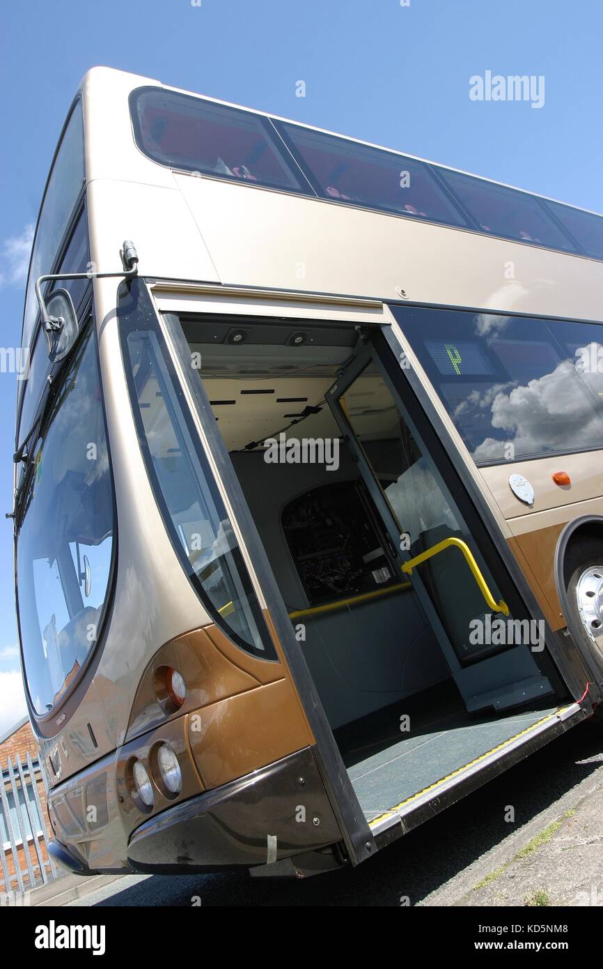 Opening doors of a double decker bus Stock Photo - Alamy