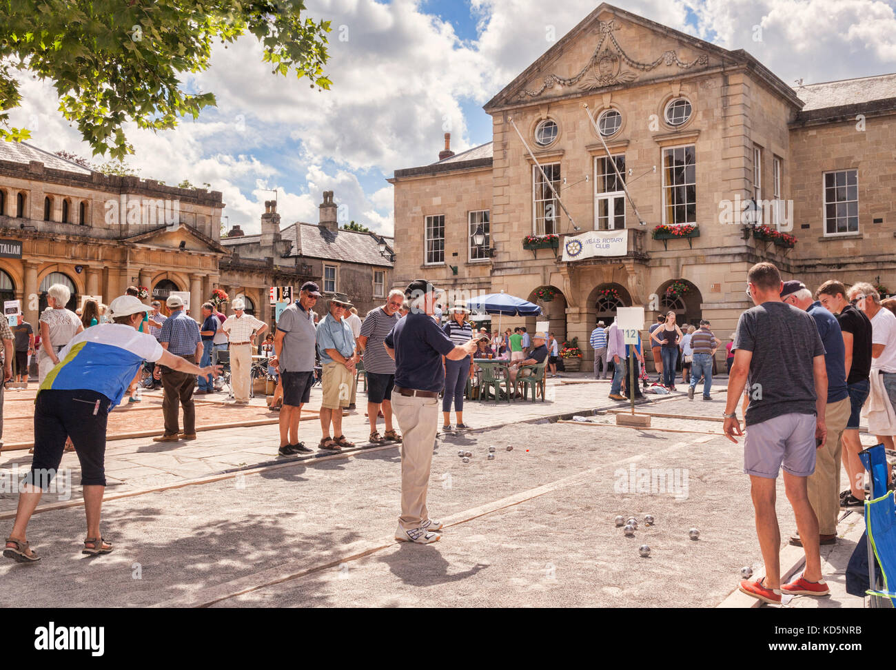 Annual charity boules tournament hi-res stock photography and images ...