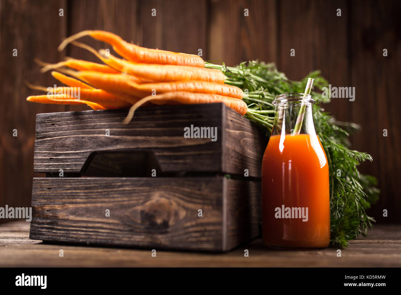 Fresh organic carrot juice Stock Photo - Alamy
