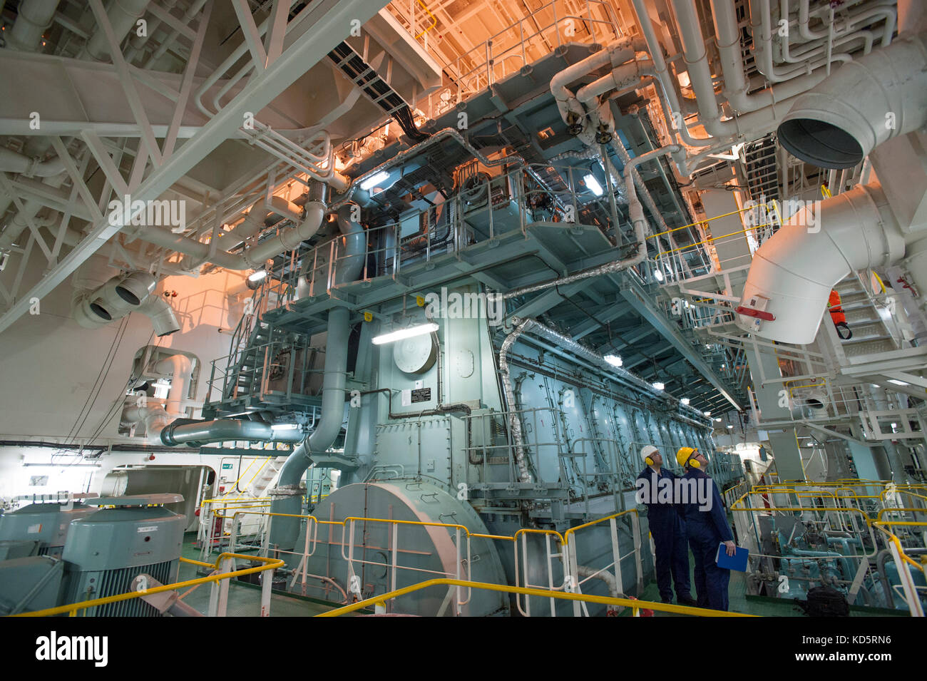 Engine room of container ship CSCL Venus Stock Photo - Alamy