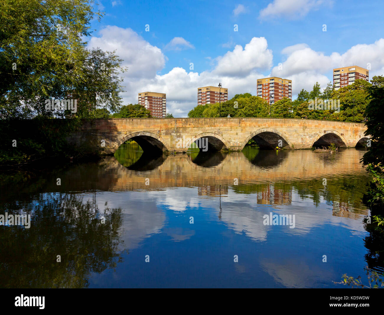 Lady Bridge built 1796 reflected in the River Tame at Tamworth in ...