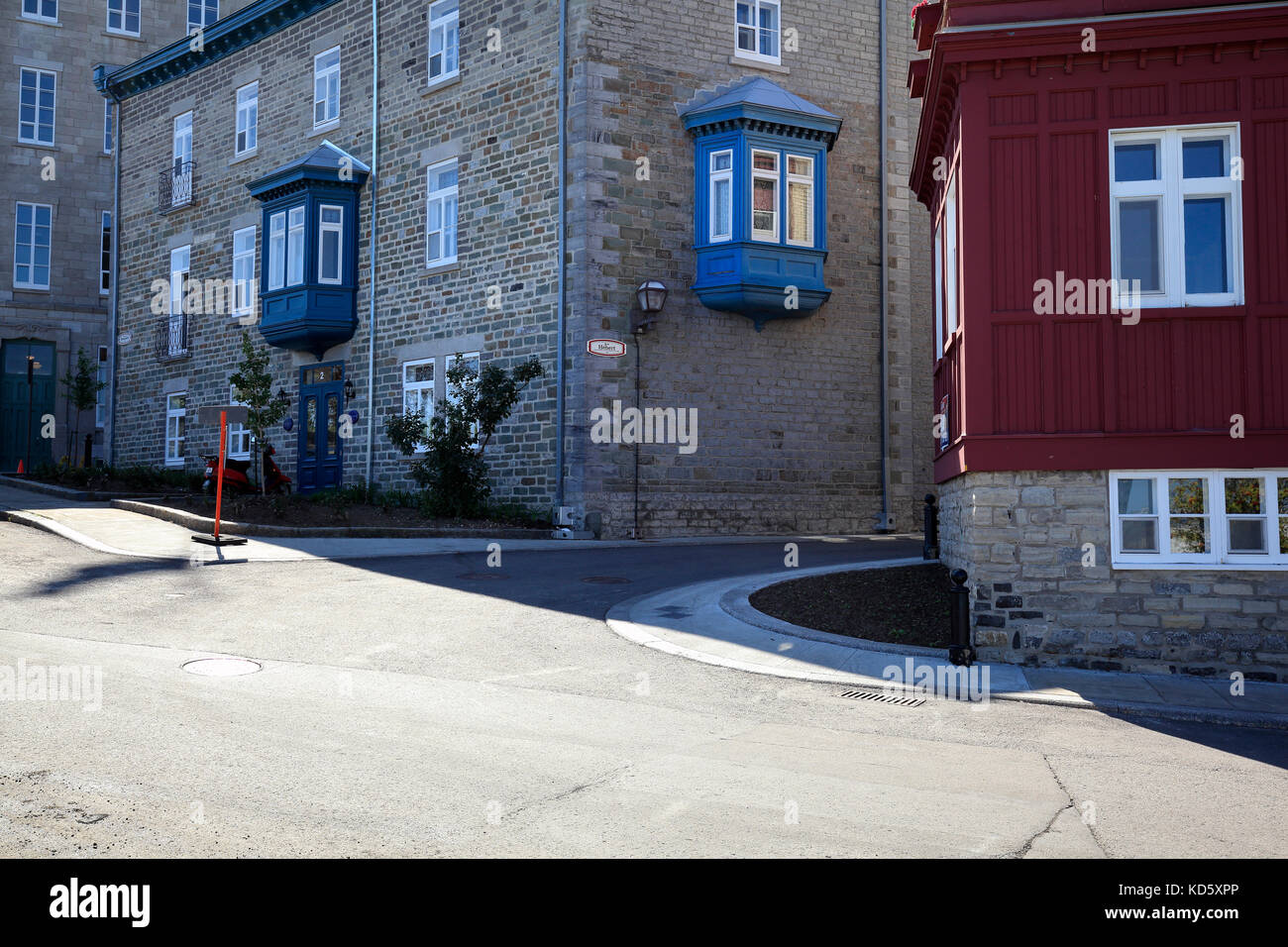 Street view in Old Quebec City, Canada Stock Photo - Alamy