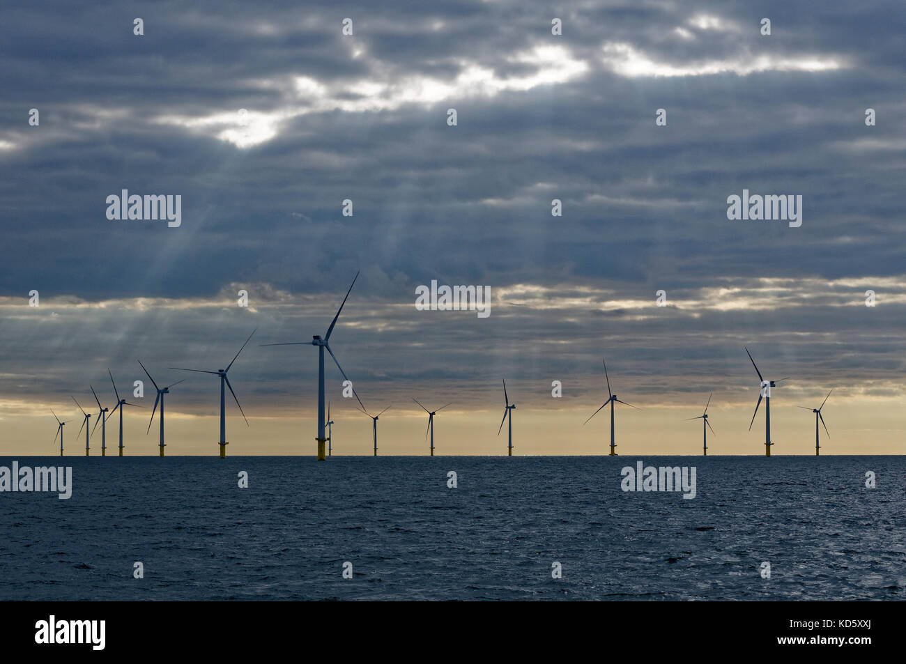 Light of wind hi-res stock photography and images - Alamy