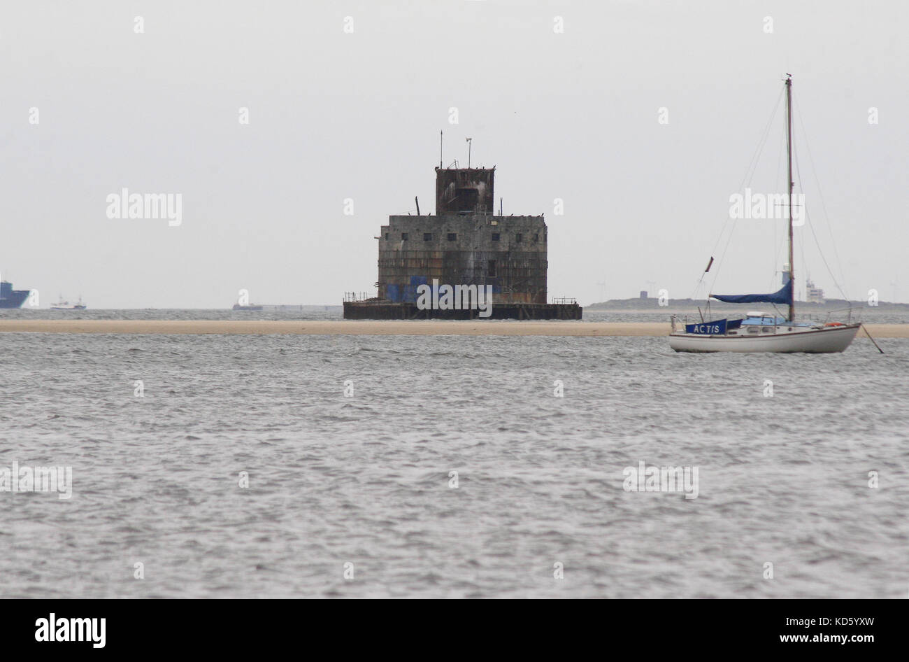 Haile Sand Fort, Humber estuary, Cleethorpes, Lincolnshire, England ...
