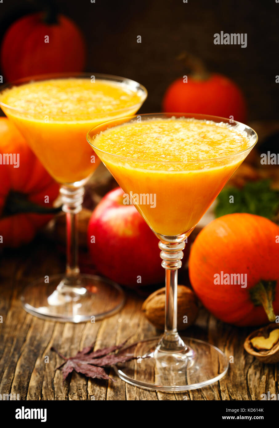 Pumpkin alcohol cocktail for fall and halloween parties Stock Photo - Alamy