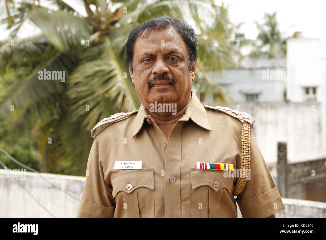 Portrait of a police officer Stock Photo - Alamy