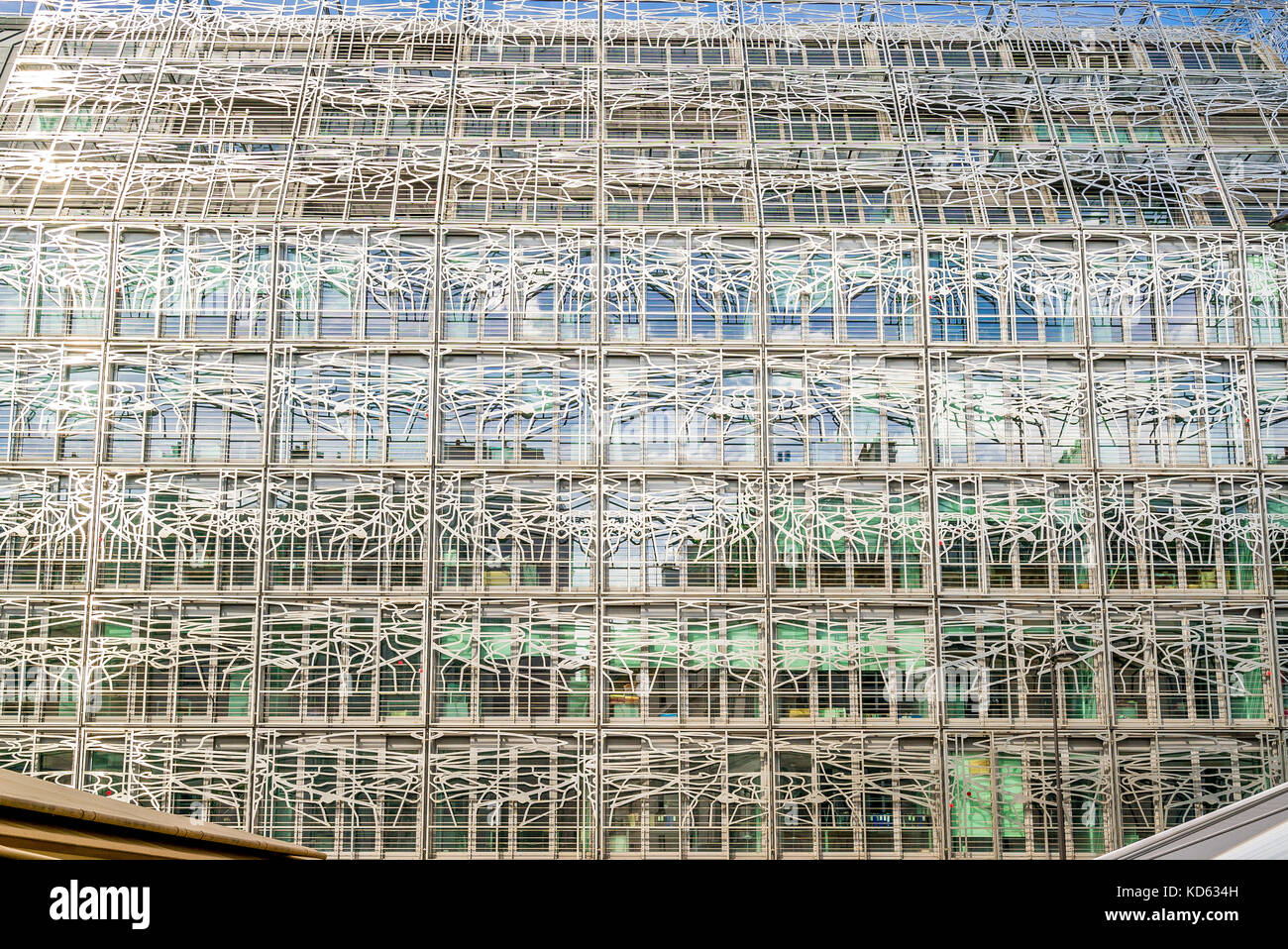 An unusual building facade in Paris, France Stock Photo - Alamy