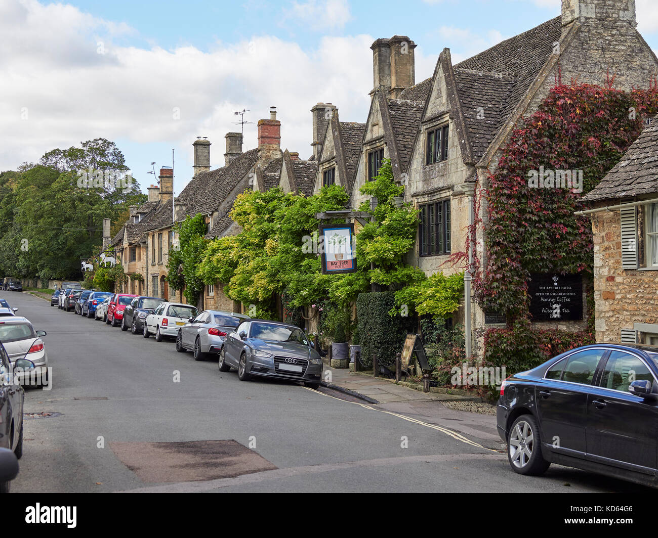 Cotswolds The Lamb inn in the market town of Burford Stock Photo - Alamy