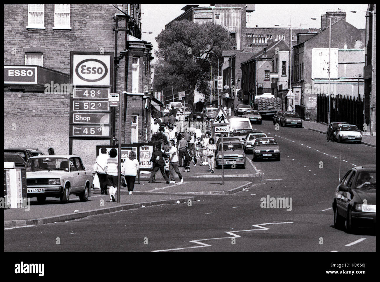The Falls Road (from Irish túath na bhFál, meaning 'territory of the ...
