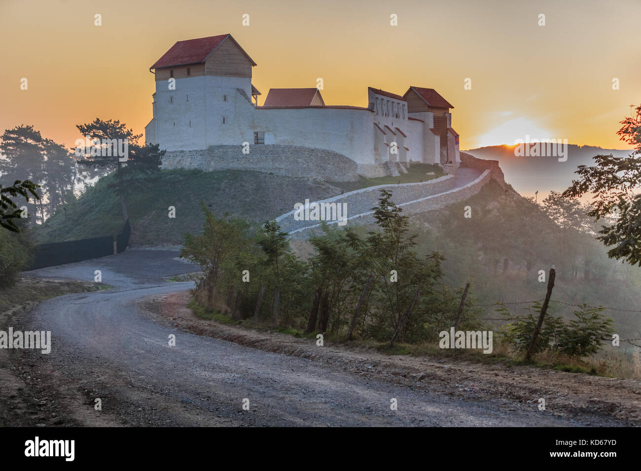 Feldioara fortress hi-res stock photography and images - Alamy