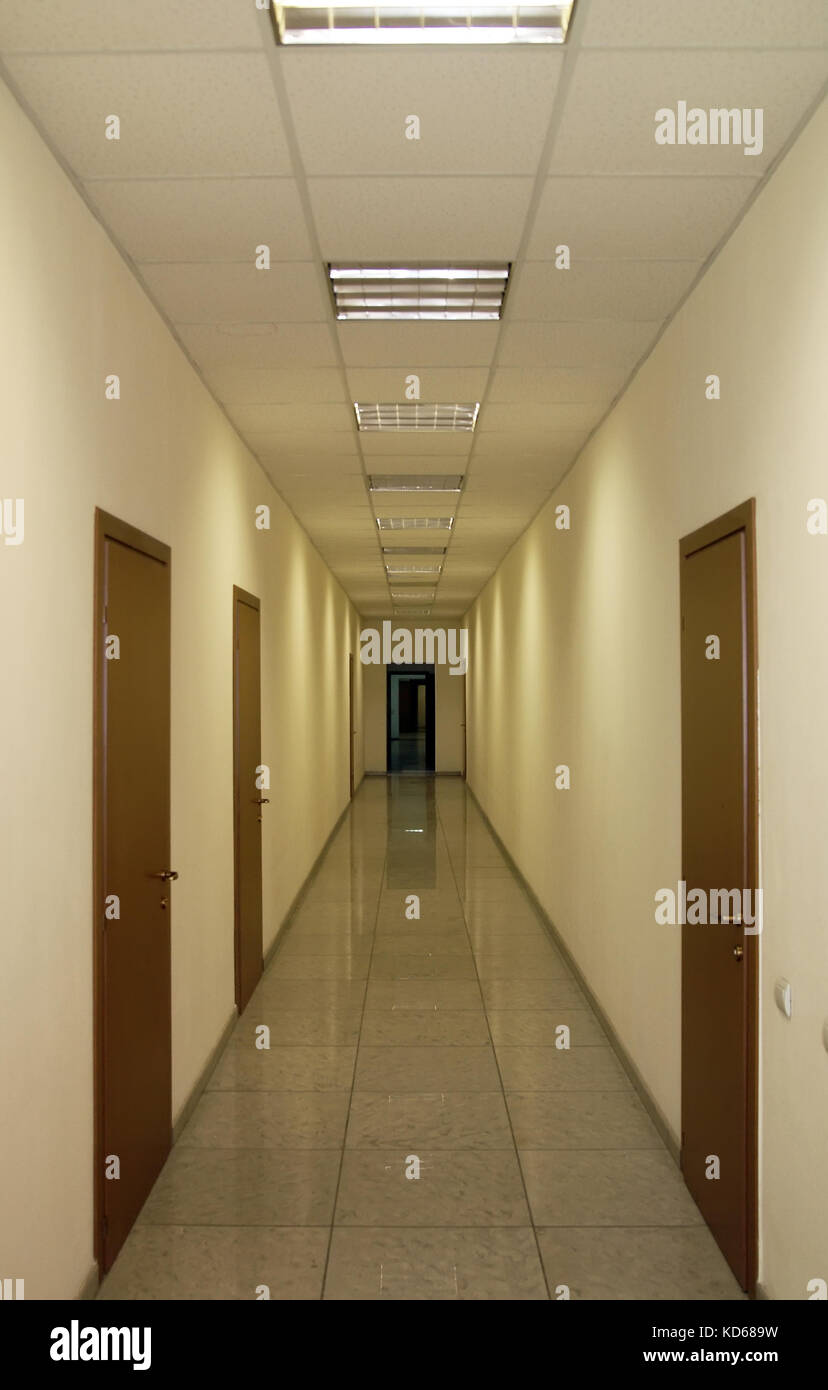 Office cubicle corridor hi-res stock photography and images - Alamy