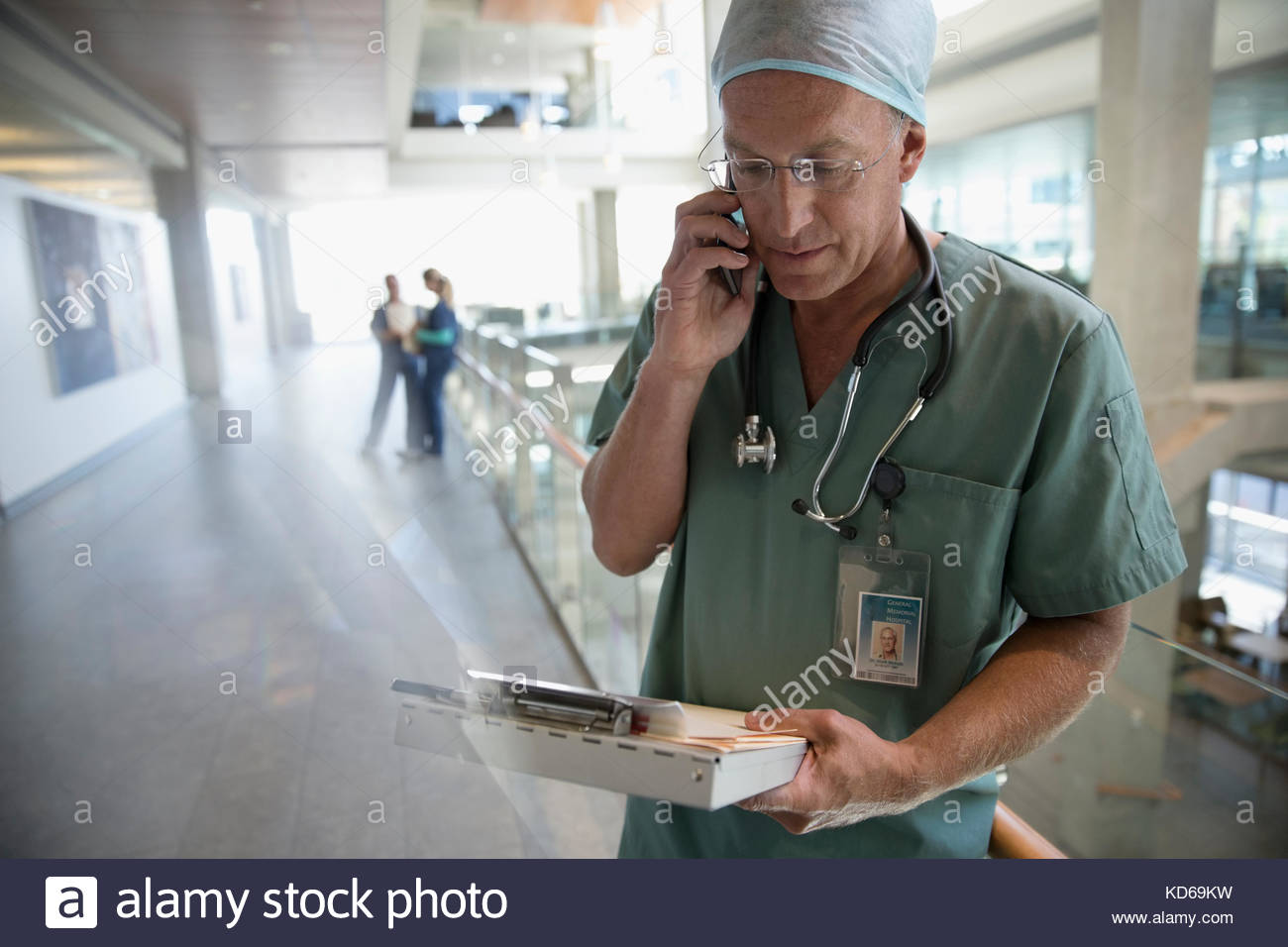 Surgeon cell hi-res stock photography and images - Alamy