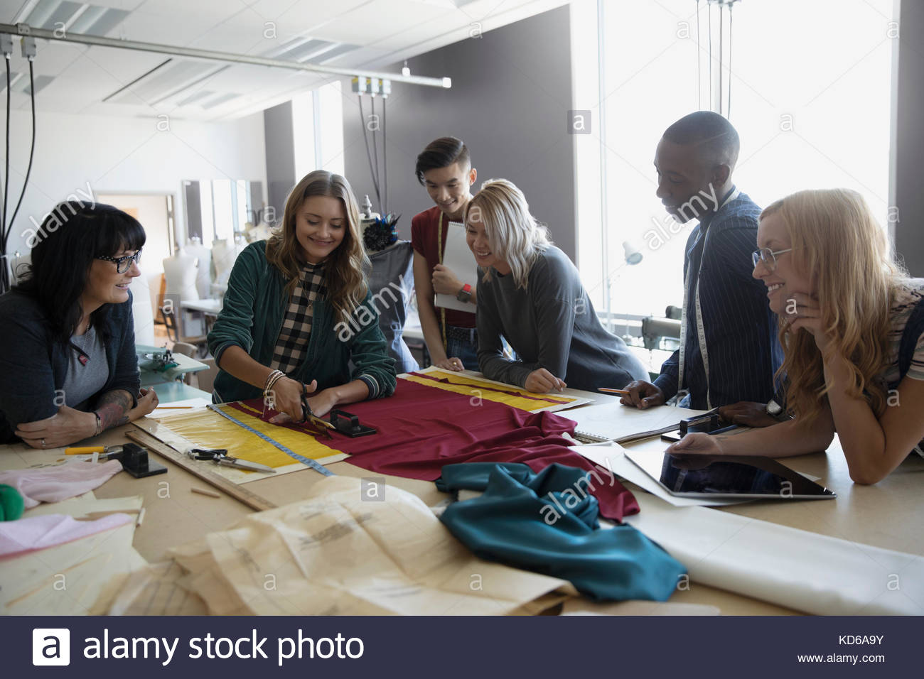Design cutting hi-res stock photography and images - Alamy