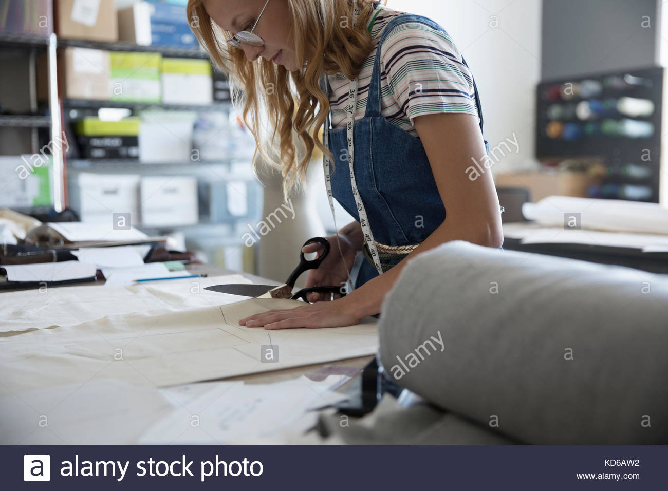 Studio workbench hi-res stock photography and images - Alamy