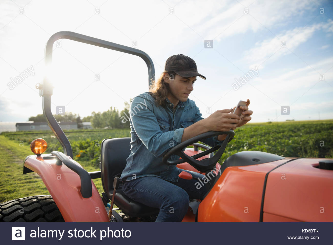 Farmer Mobile Stock Photos & Farmer Mobile Stock Images - Alamy
