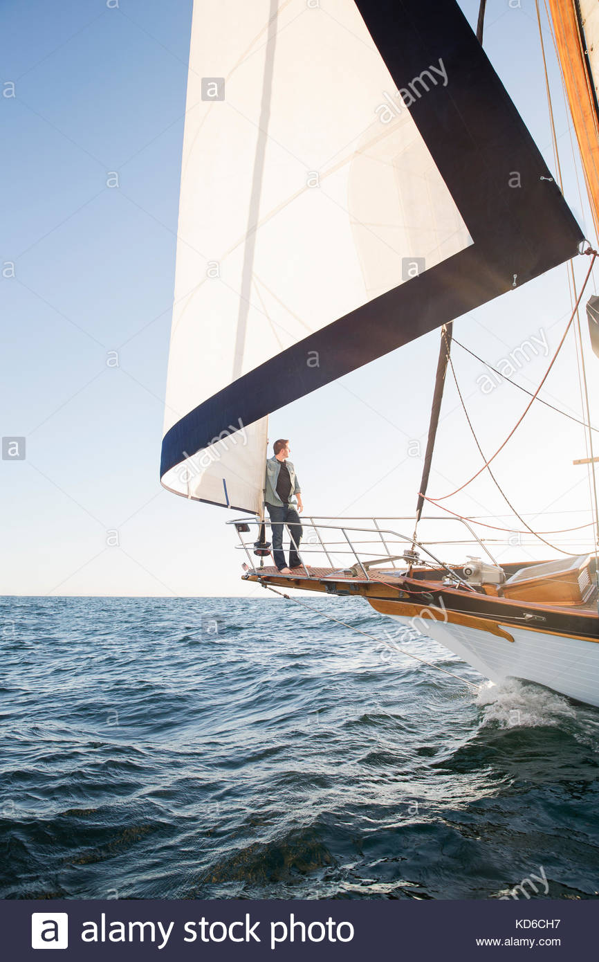 Man sailing hi-res stock photography and images - Alamy