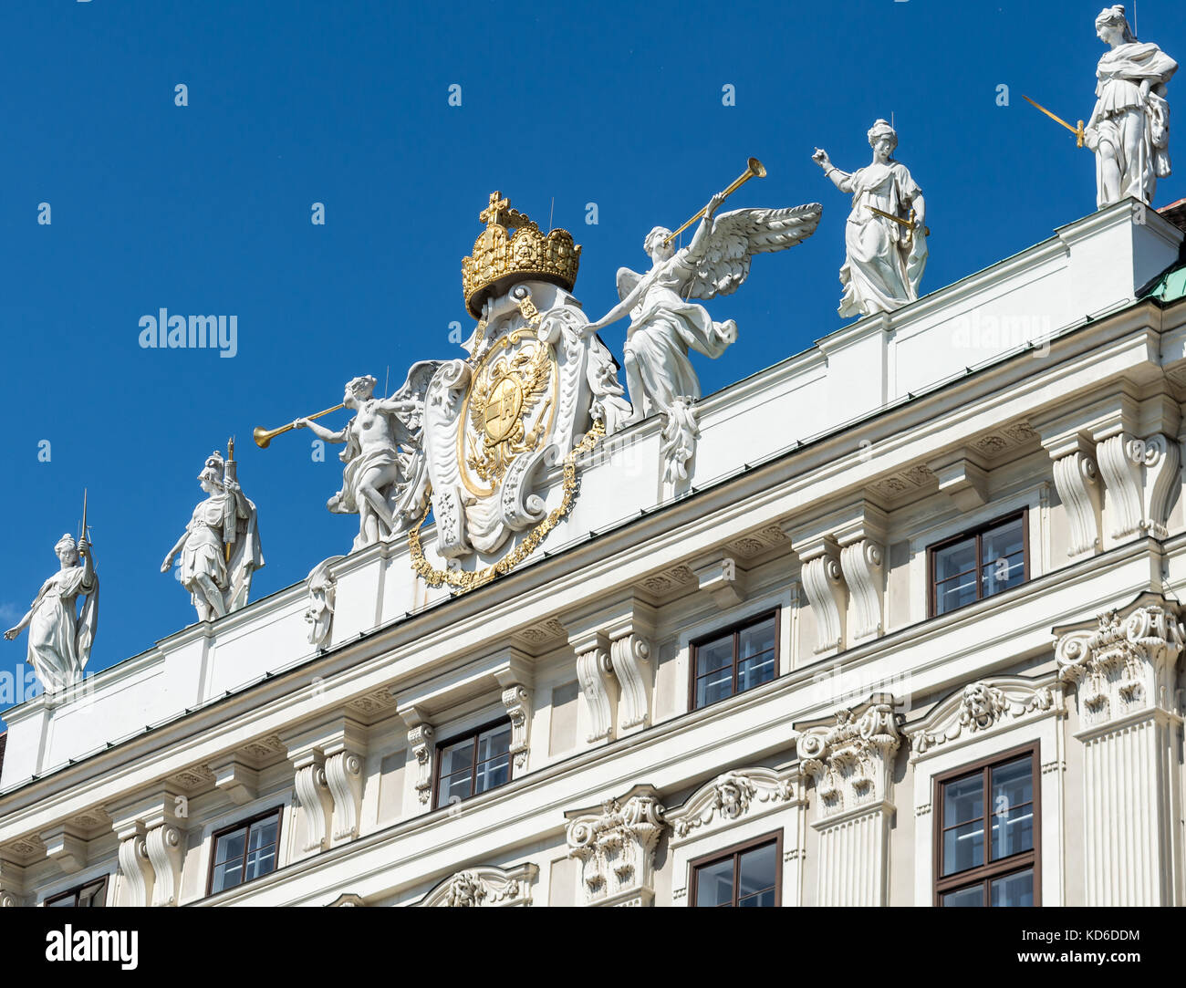 Vienna statues hofburg palace hi-res stock photography and images - Alamy