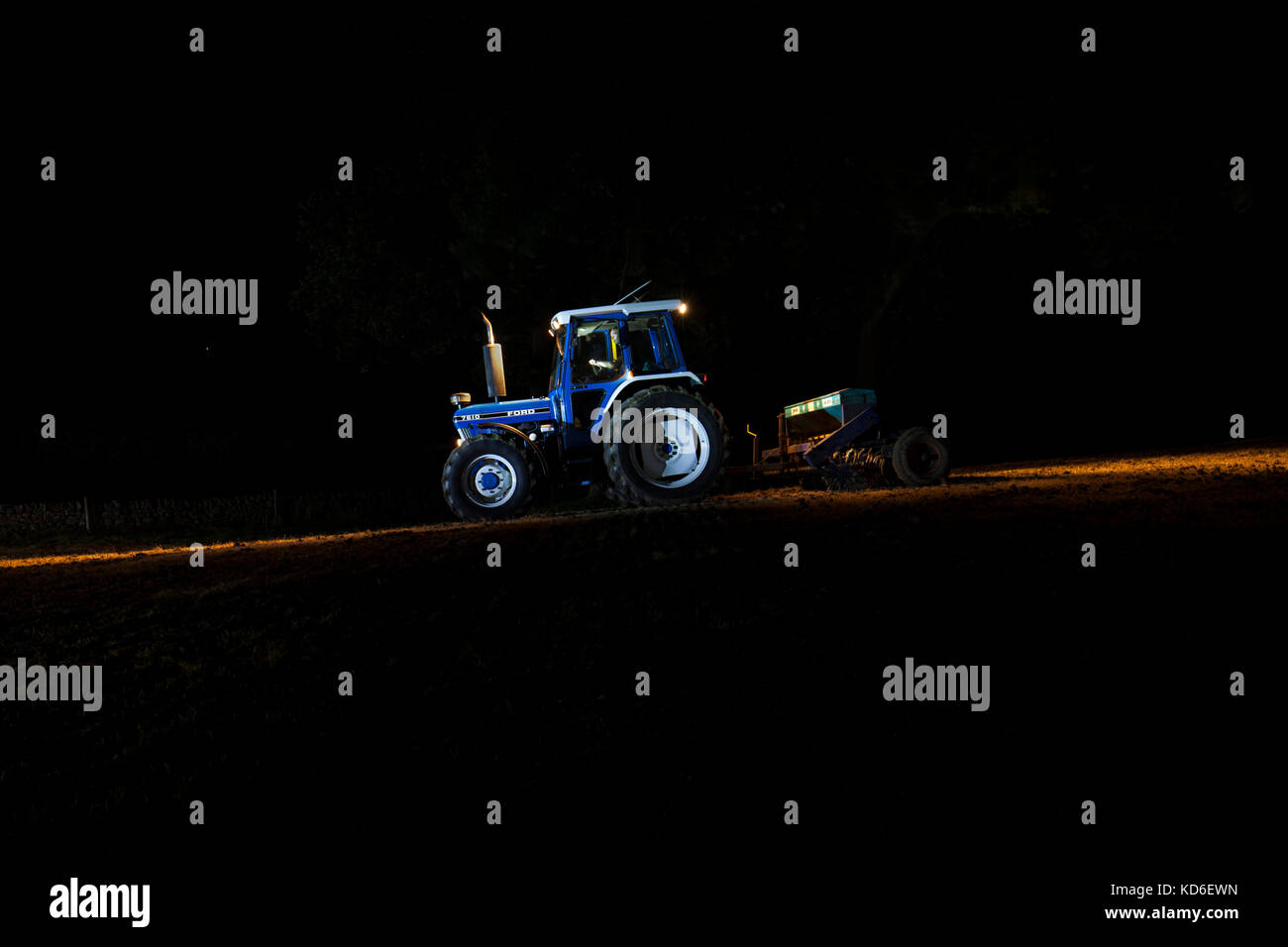 Restored 1988 Ford 7610 Force 2 and a 1977 Moore Uni-drill direct ...