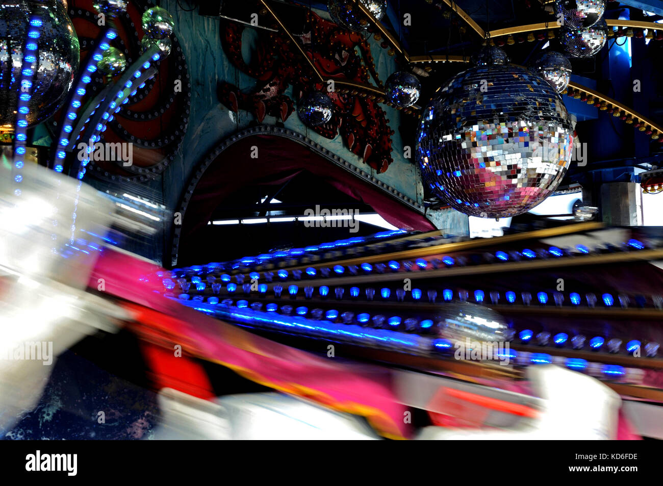 rotating fun ride Stock Photo - Alamy