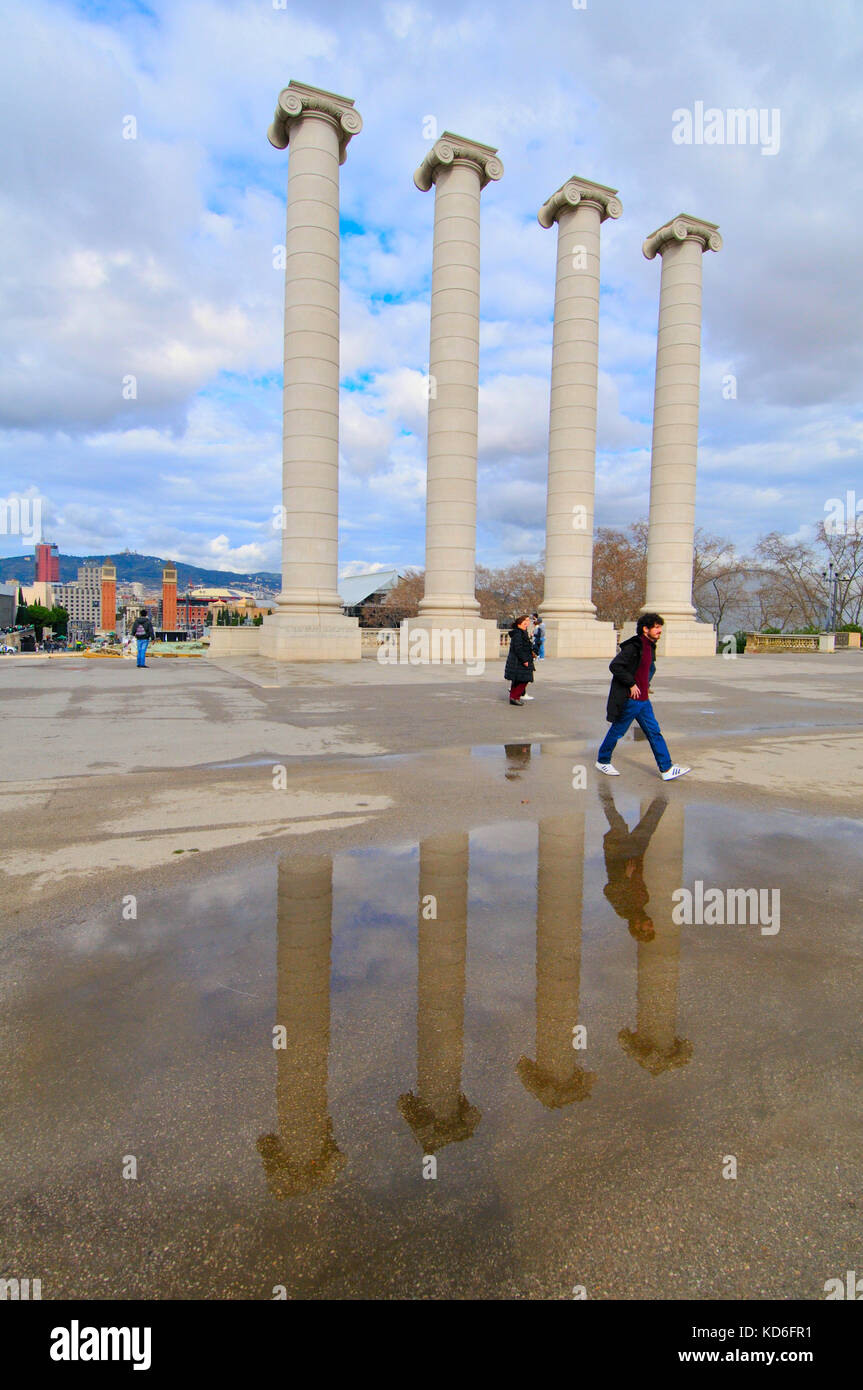 The Four Columns, Les Quatre Columnes. Barcelona Stock Photo - Alamy
