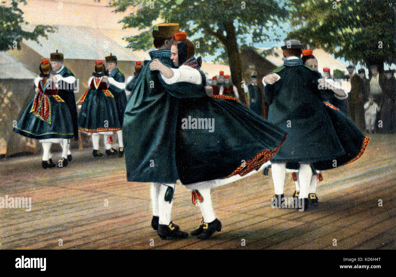 German Folk Dance In Hesse Couples Dancing Schwälmertanz In Traditional Clothes Hesse Late