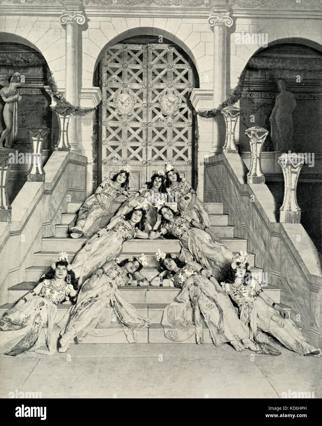 Messaline hi-res stock photography and images - Alamy