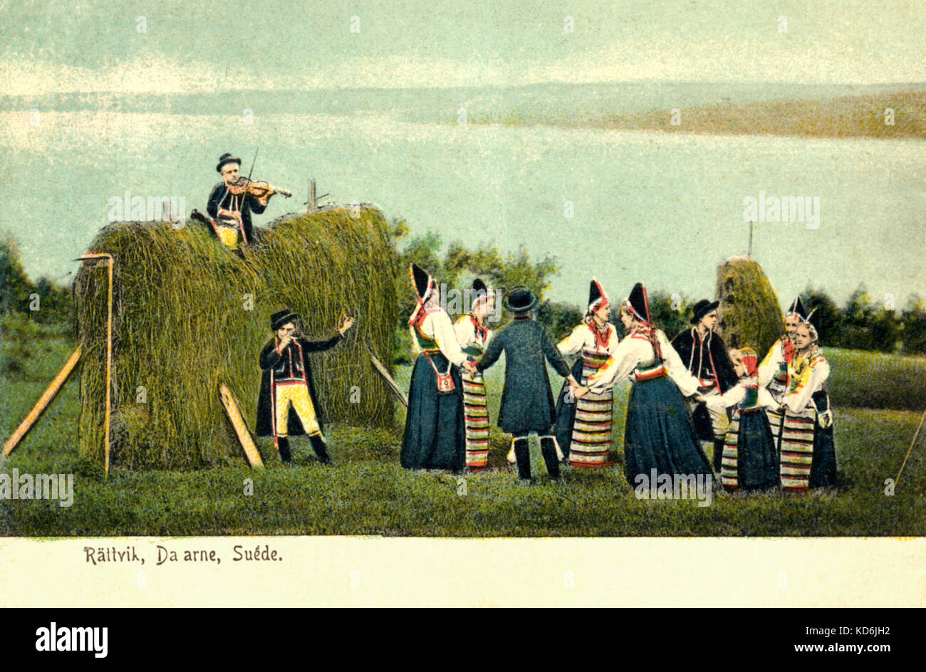 Swedish folk dance hi-res stock photography and images - Alamy