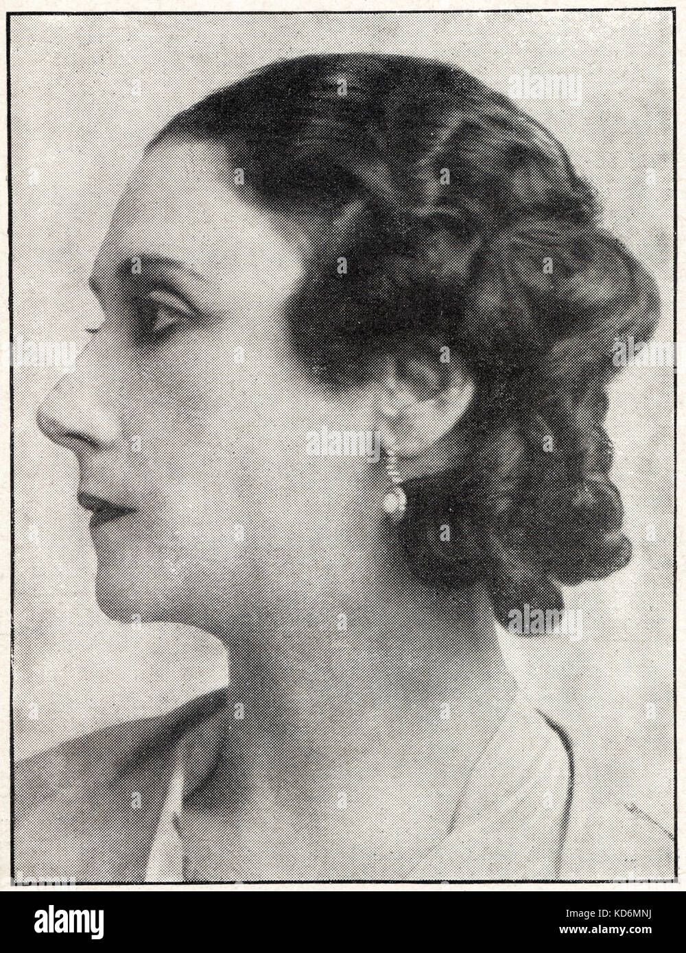 Tamara Karsavina, portrait. Russian ballerina from Ballets Russes. 9 ...