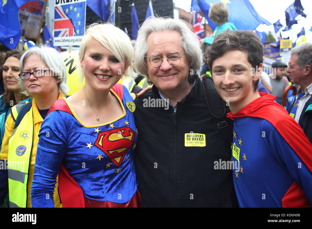 Madeleina kay alba white wolf hi-res stock photography and images - Alamy