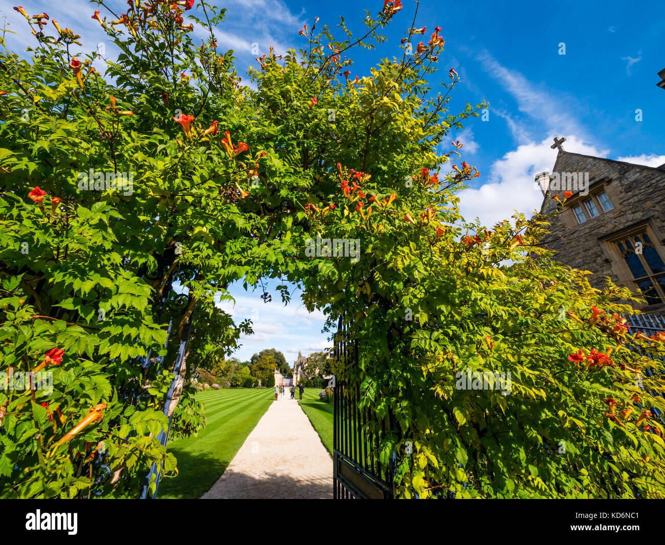 Gateway from Garden Quadrangle, to Gardens,Trinity College, Oxford ...
