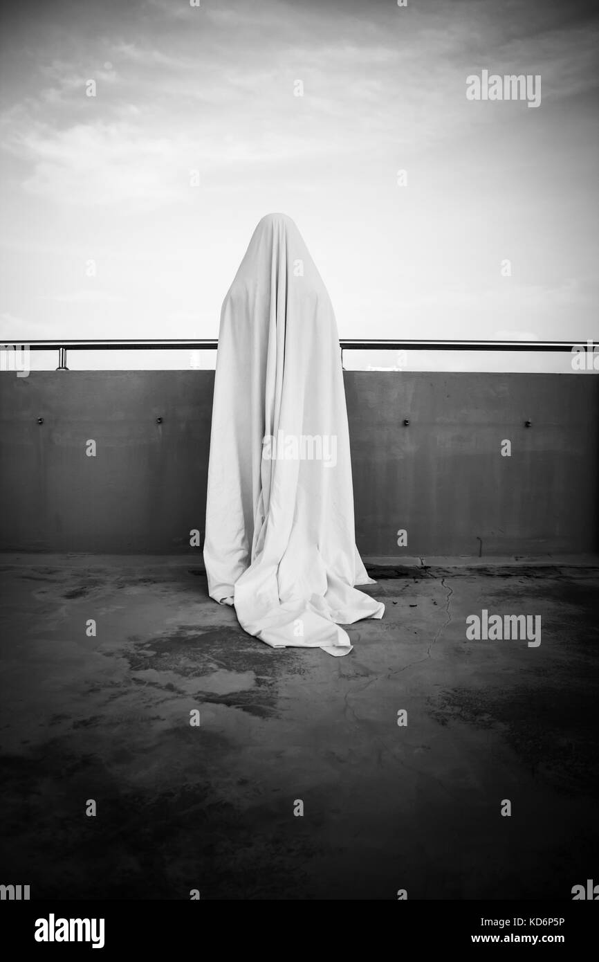 Scary woman costume death Black and White Stock Photos & Images - Alamy