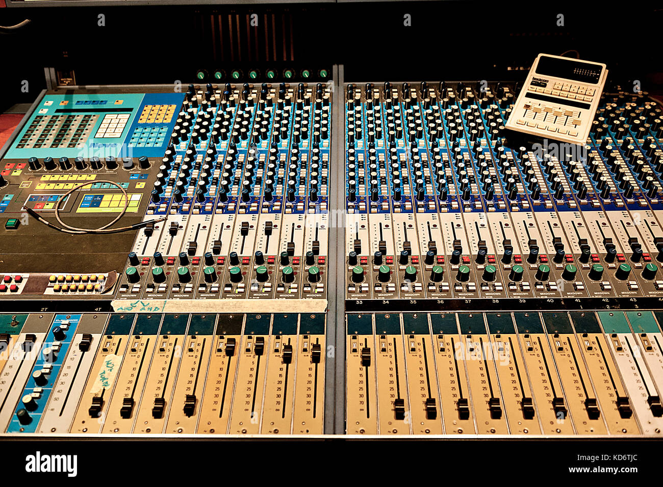 Rolling musical instruments hi-res stock photography and images - Alamy