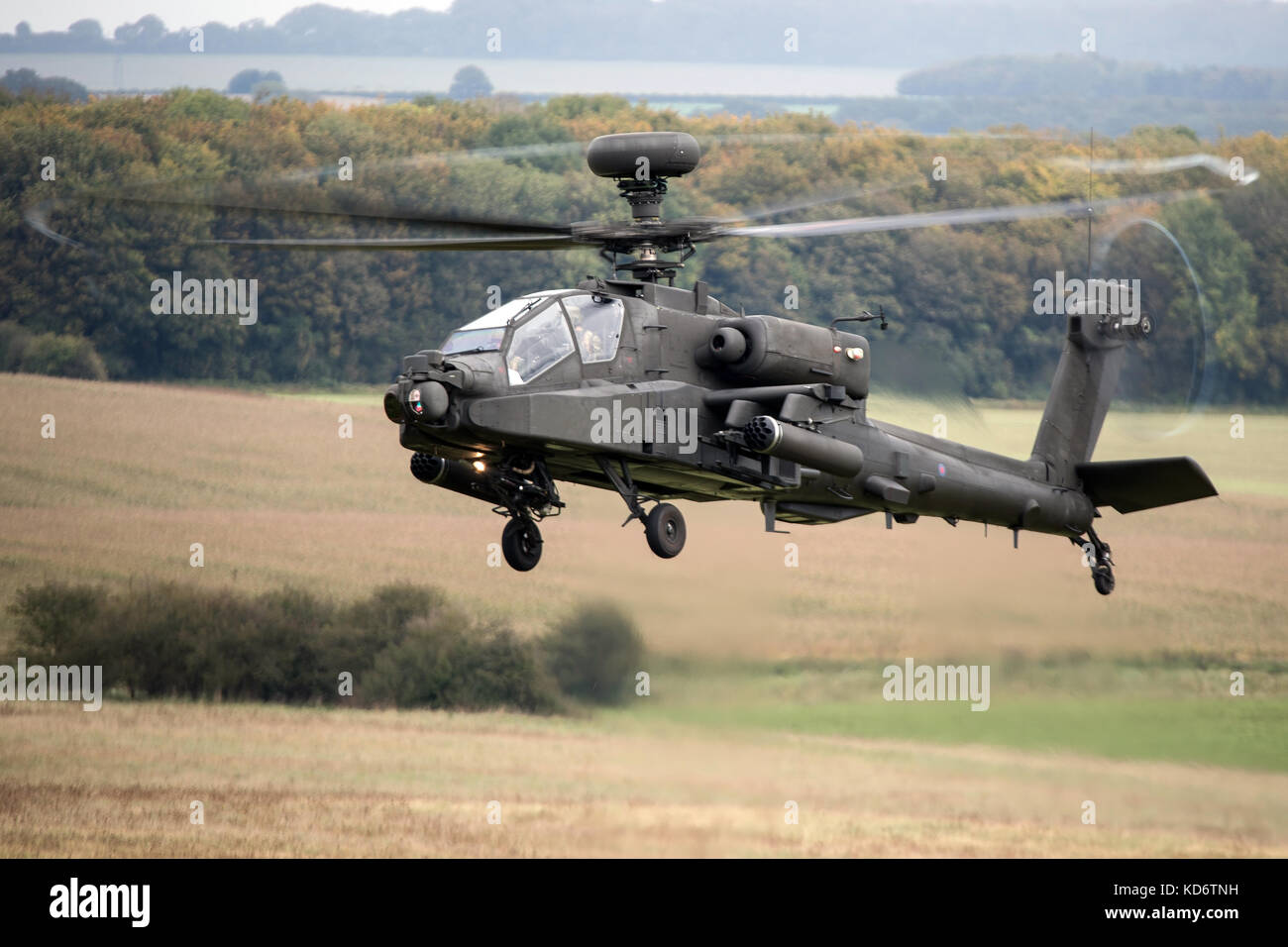 Army Air Corps AH64 Longbow Apache Attack Helicopter Stock Photo - Alamy