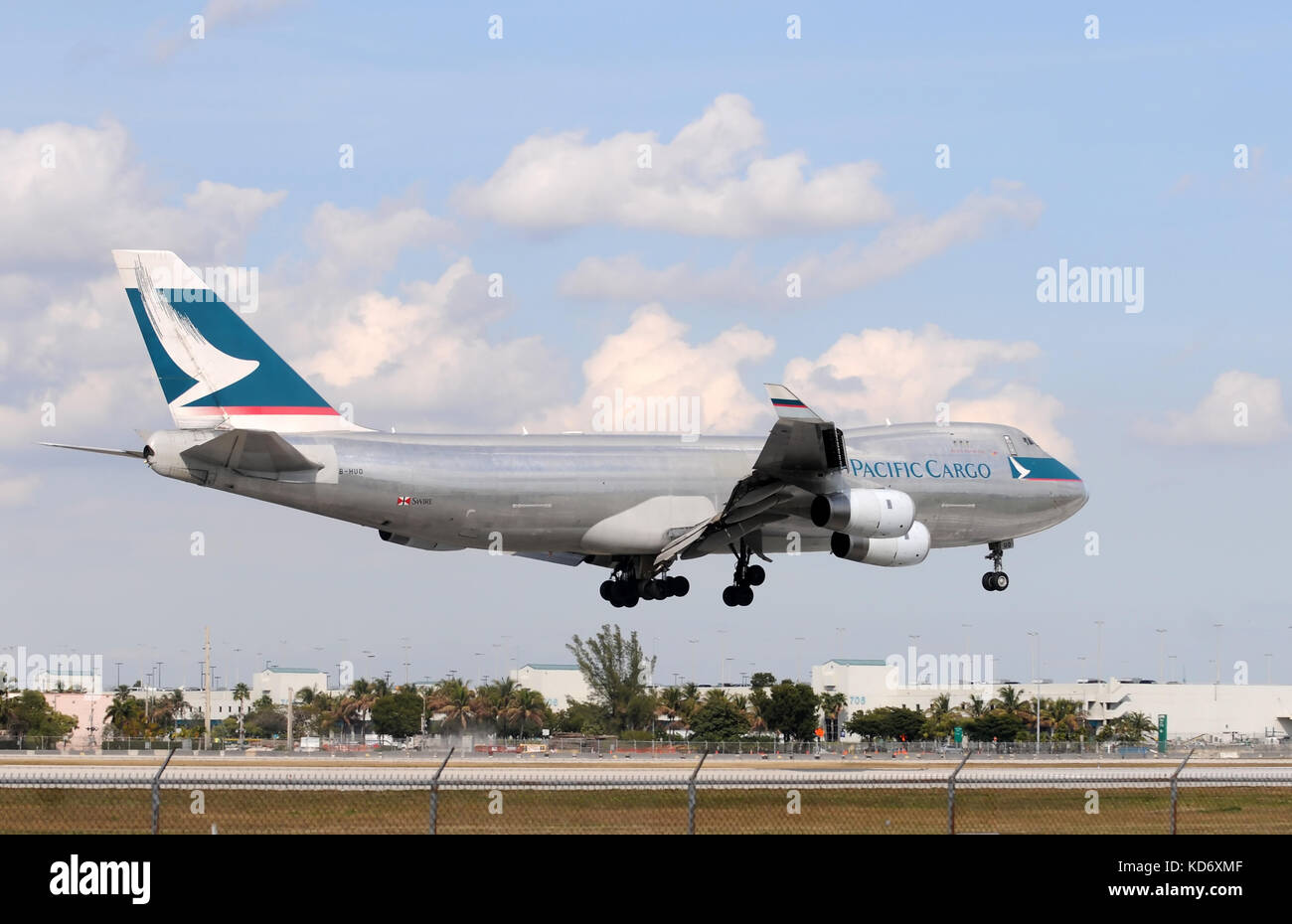 Miami, USA - January 30, 2011: Heavy jumbo jet landing at Miami ...