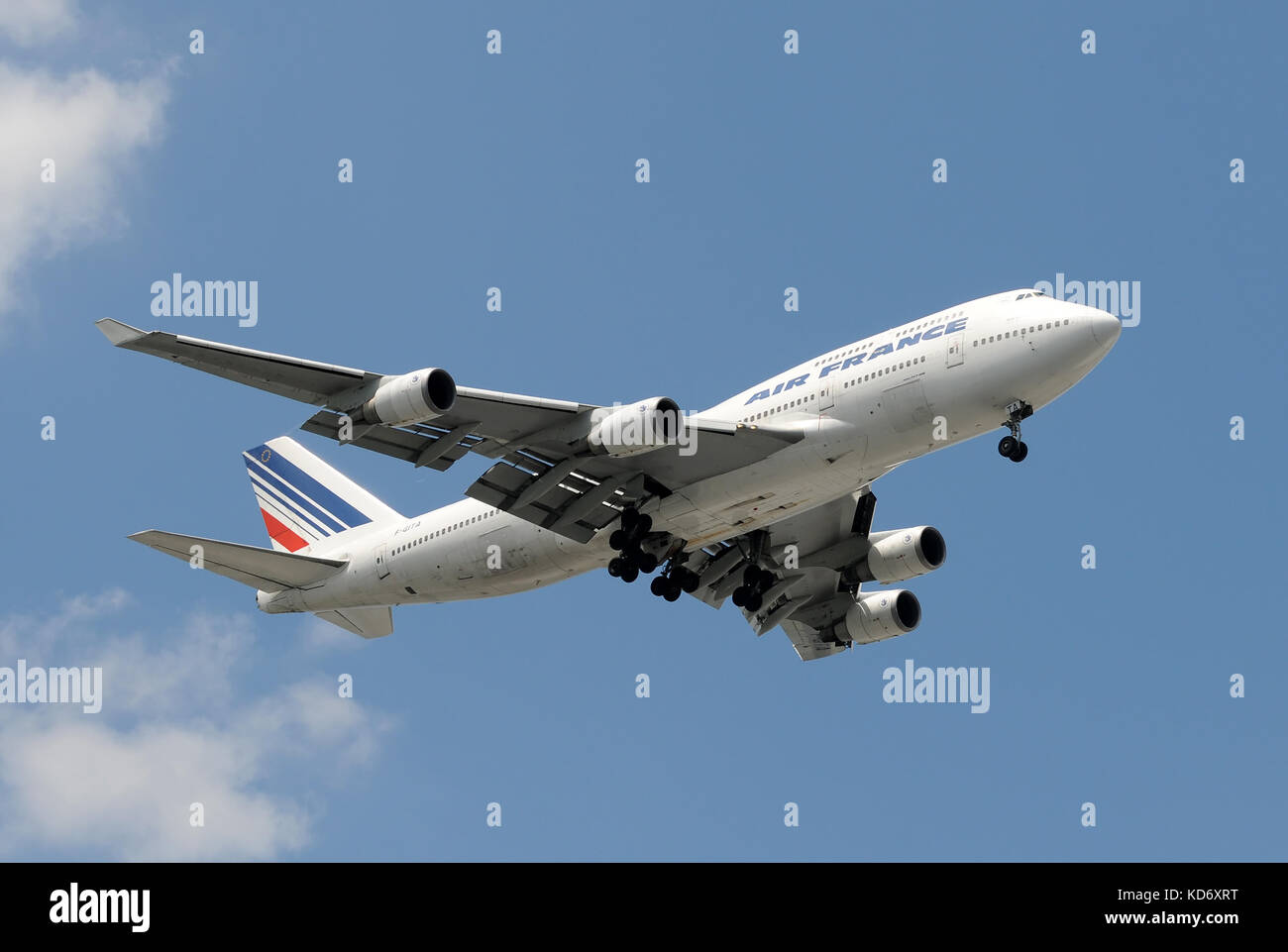 Miami, USA - September 6, 2008: Air France Boeing 747 jumbo jet landing ...