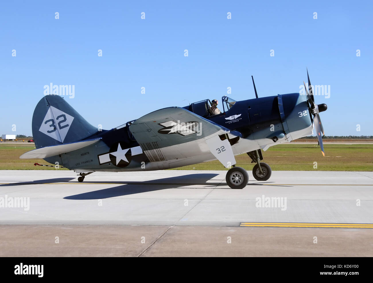 Curtiss helldiver hi-res stock photography and images - Alamy