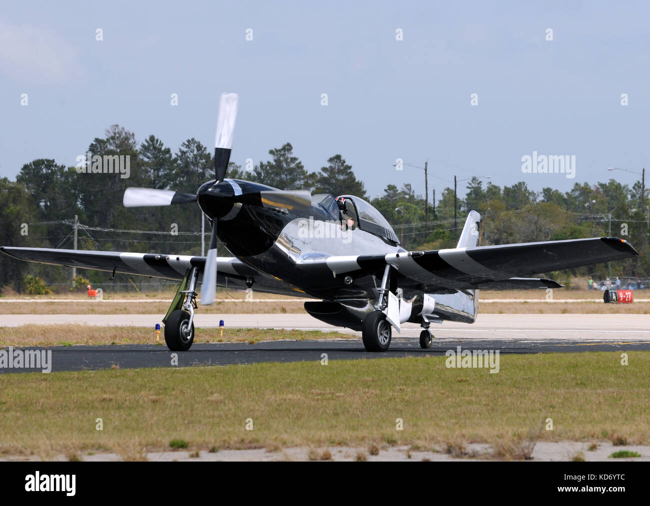 World War II era P-51 Mustang fighter Stock Photo - Alamy