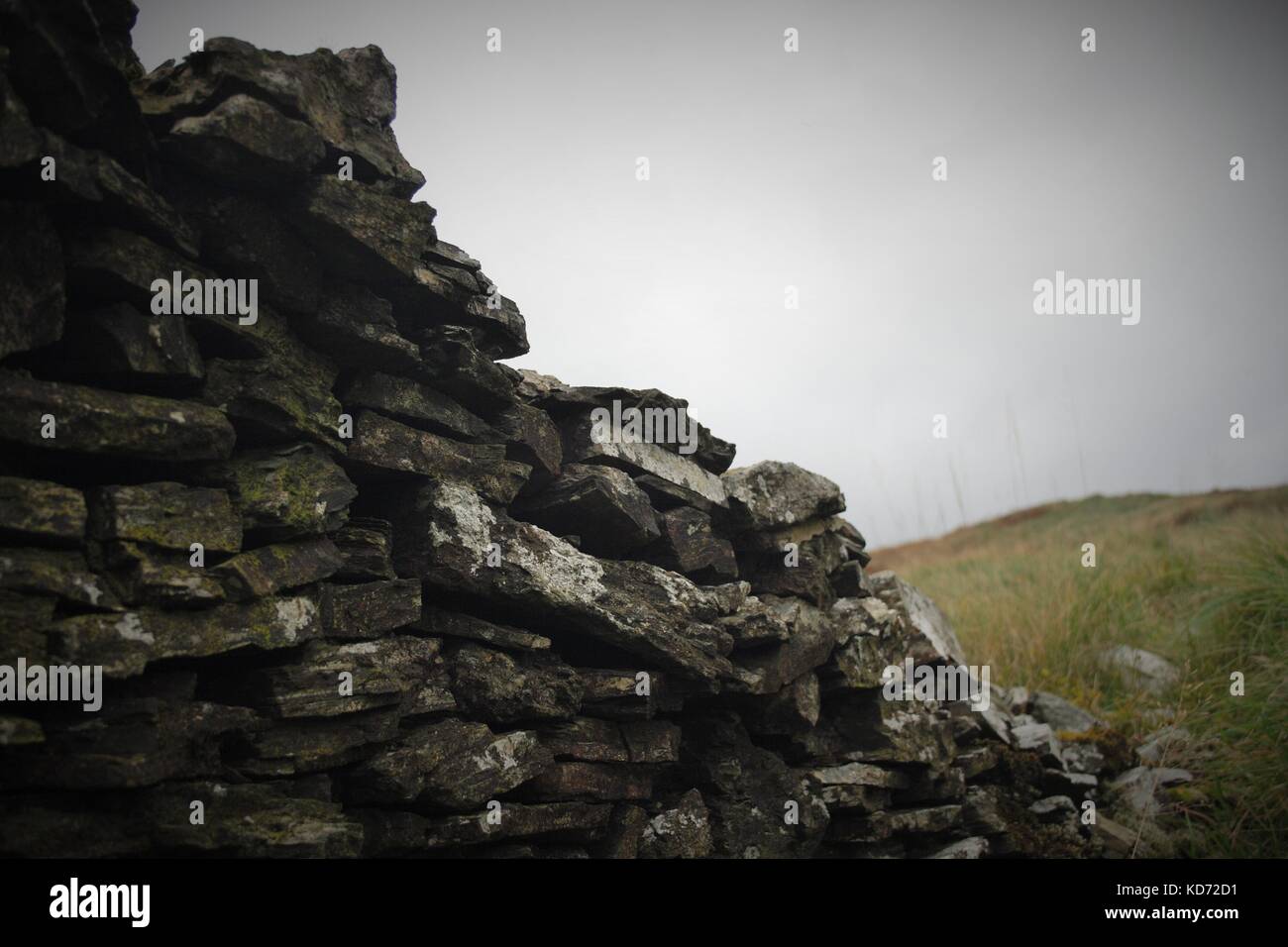 Mourne wall on the mourne mountains hi-res stock photography and images ...