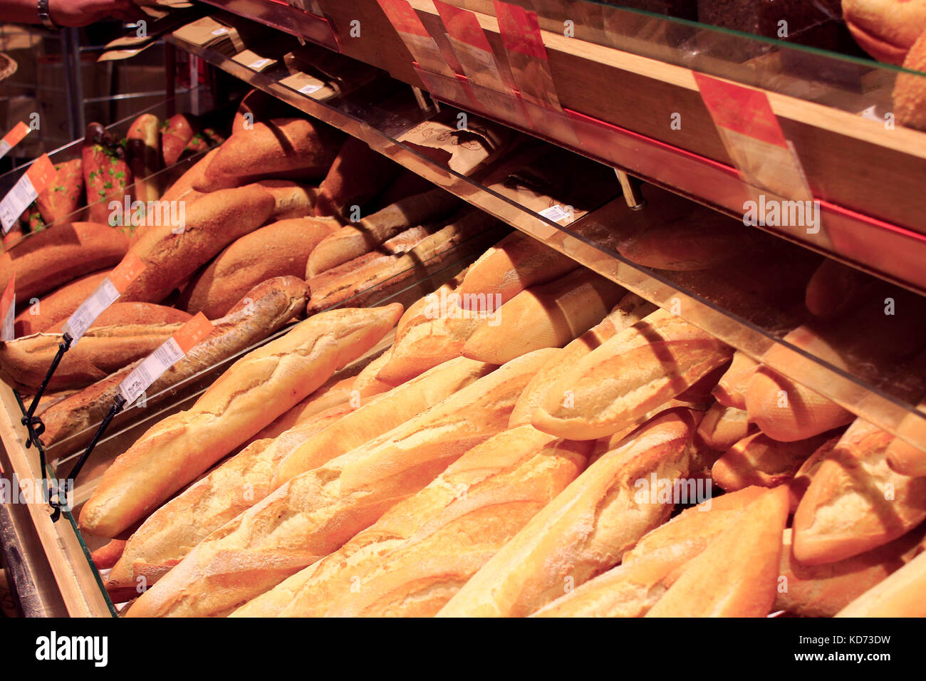 fresh rolls on the shelves of supermarket Stock Photo - Alamy