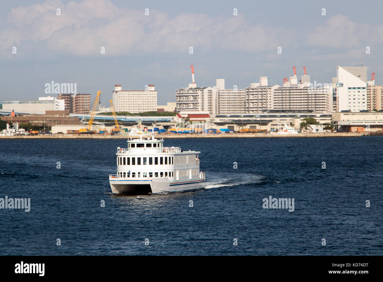 A ferry sailing in the harbor of Kobe, Japan Stock Photo - Alamy