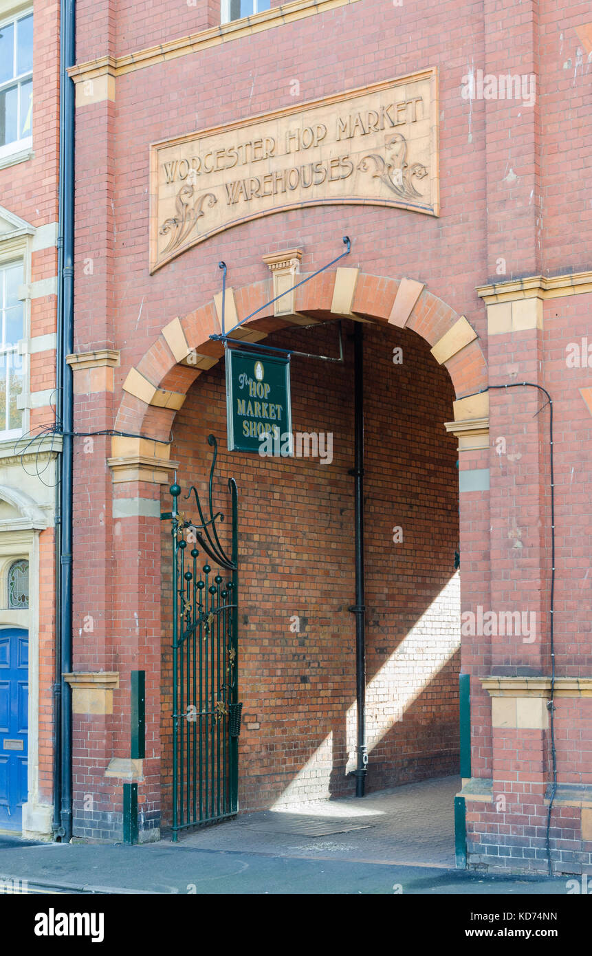 Entrance to Worcester Hop Market shops in Sansome Street, Worcester ...