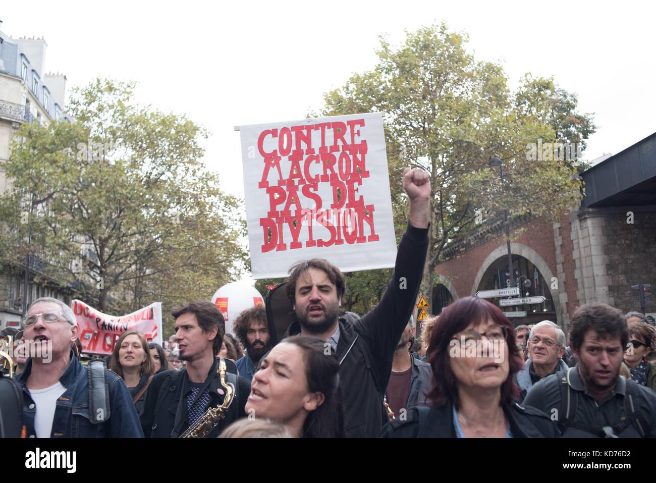 Demonstration in Paris of the civil service, Strike and public ...