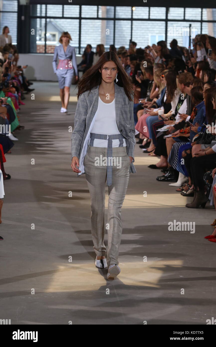 NYFW TIBI SS18 Fashion Show Featuring: Model in TIBI SS18 RUNWAY SHOW ...