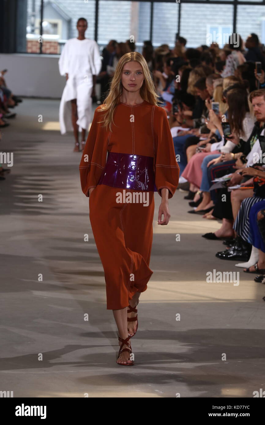 NYFW TIBI SS18 Fashion Show Featuring: Model in TIBI SS18 RUNWAY SHOW ...